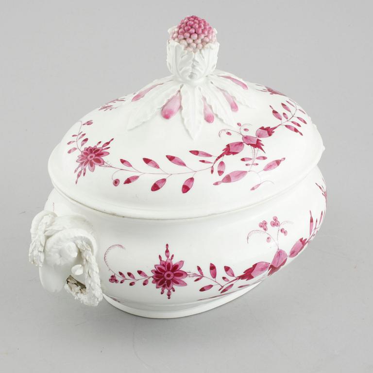 A porcelian tureen from Meissen, the marcolini period (1774-1814 ...