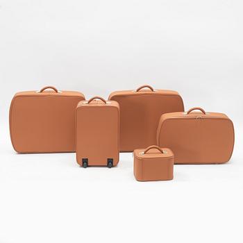 Maserati, five pieces of 'Quattroporte' leather luggage. - Bukowskis