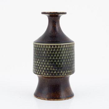 Stig Lindberg, a vase, Gustavsbergs studio 1967. - Bukowskis