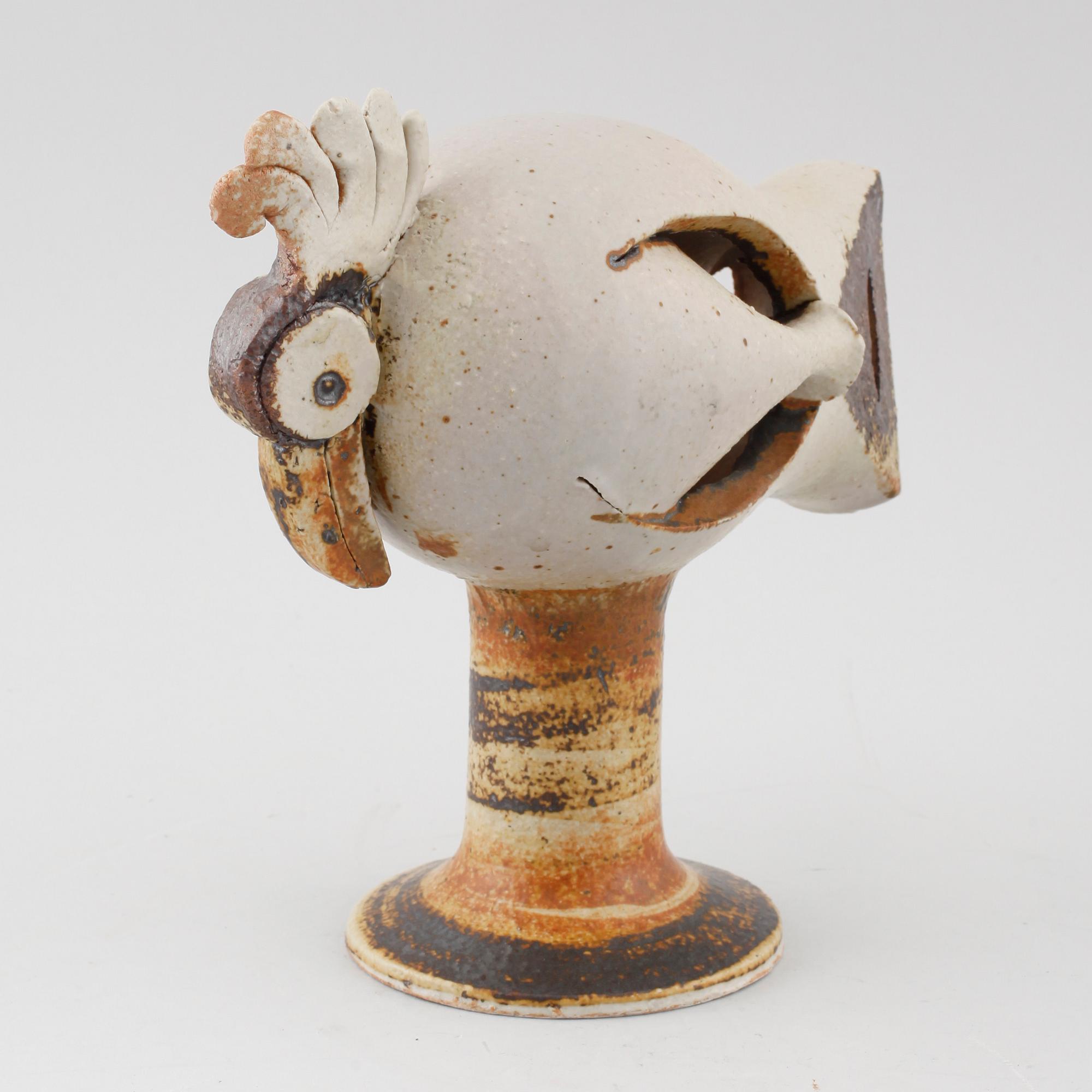 LISA LARSON, a stoneware figurine, signed. - Bukowskis