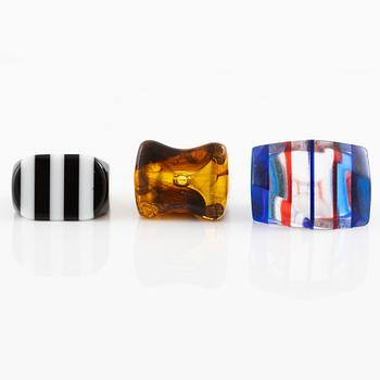 Ringar, 3 st, plast, 1960-tal. - Bukowskis