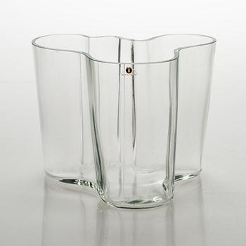 Alvar Aalto, vas 3030, signerad Alvar Aalto. - Bukowskis