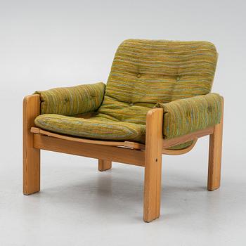 Yngve Ekström, fåtölj, Swedese, 1974. - Bukowskis
