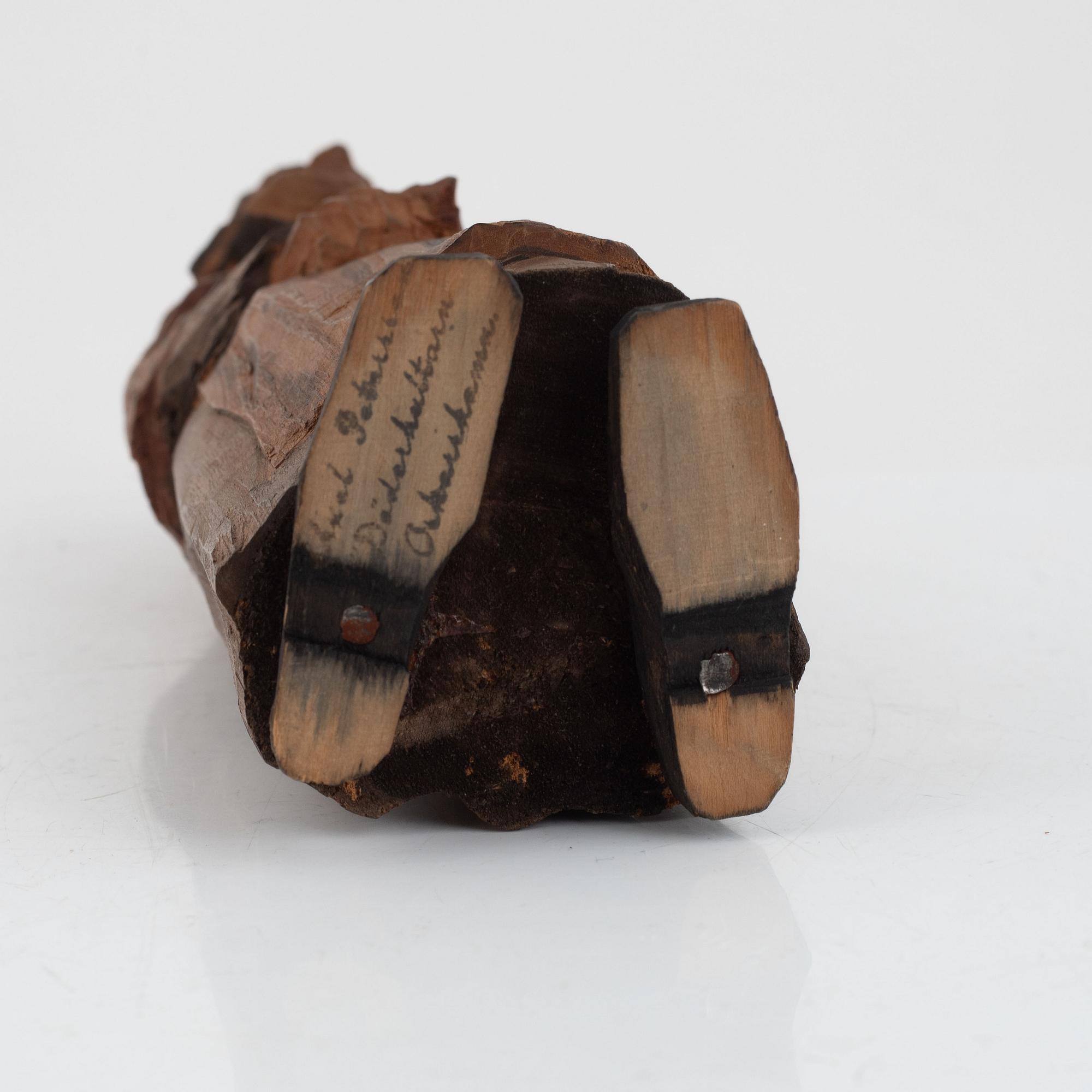 Axel Petersson Döderhultarn, skulptur, stämpelsignerad. Delvis bemålat ...