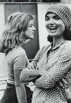 Jan Delden, "Jackie Kennedy with Daughter". - Bukowskis