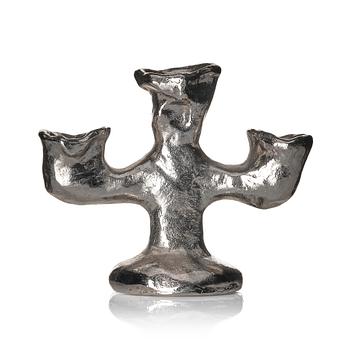 Dan Wolgers, "Källa (Trearmad ljusstake)". - Bukowskis