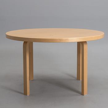 ALVAR AALTO, bord, modell 90A, Artek, 1900-talets slut. - Bukowskis