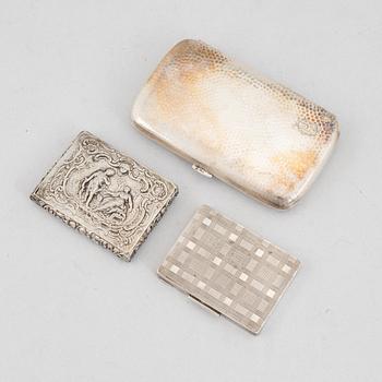Three 20th Century Silver Cases. - Bukowskis