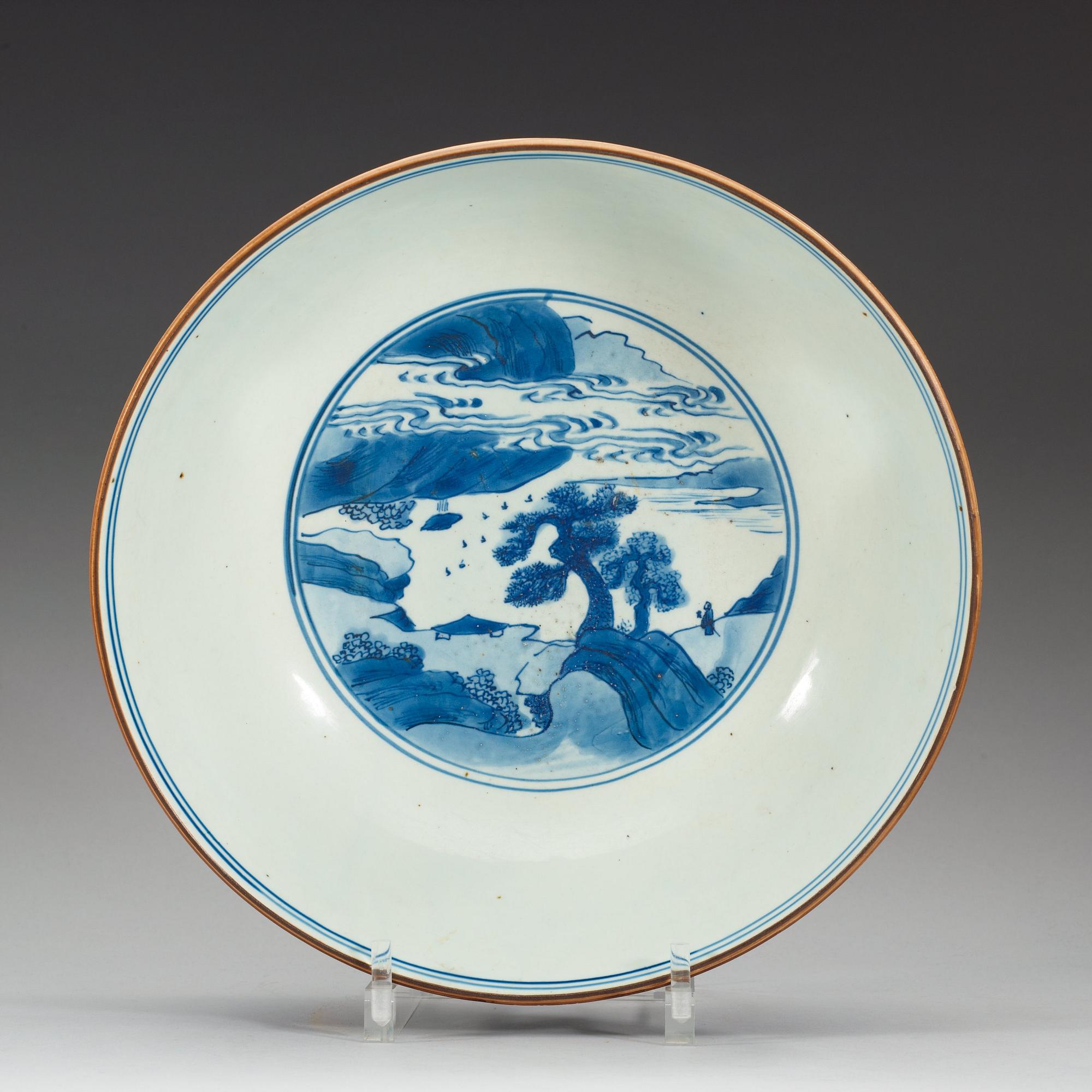 A large blue and white Transitional bowl, 17th Century. With Hallmark ...